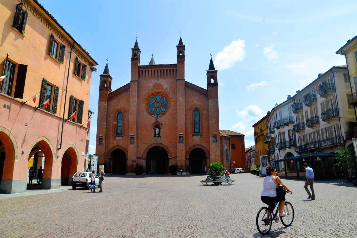 Exploring the Northern Italian Countryside | Lily Runs the World