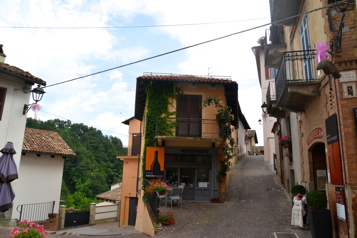 Exploring the Northern Italian Countryside | Lily Runs the World